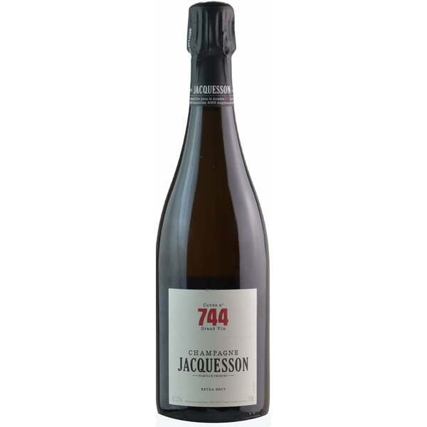 Buy Jacquesson Champagne Cuvee No 744 750ml at the best price - Paneco ...